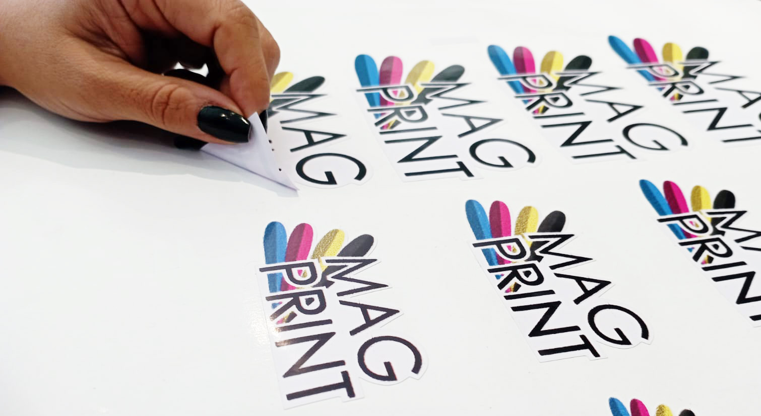 Vinil HD 1440x720 con Corte a Registro (Stickers) - MagPrint ...